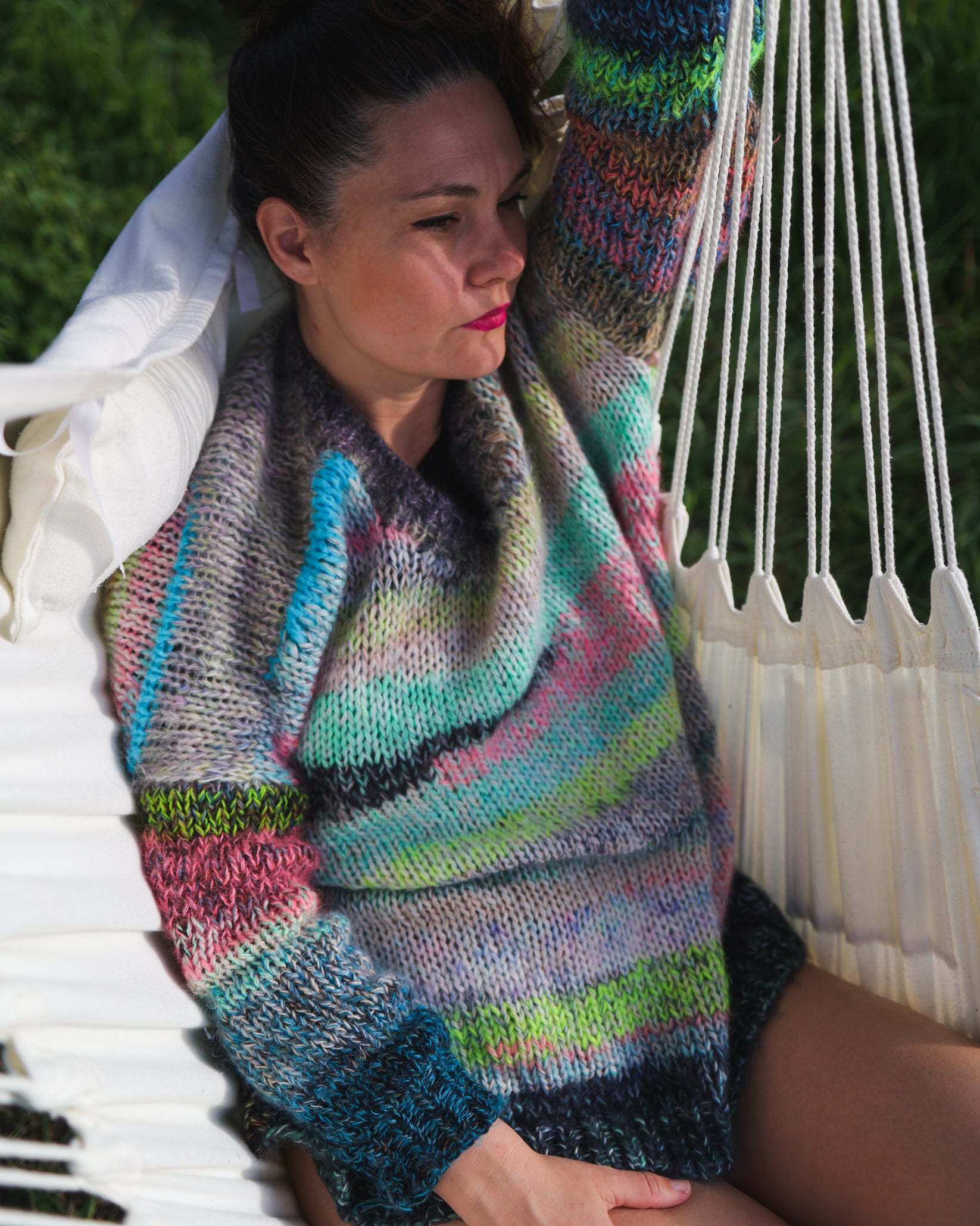 Boxy Sweater Knitting Pattern // Free Knitting Pattern // Scrap Yarn S ...